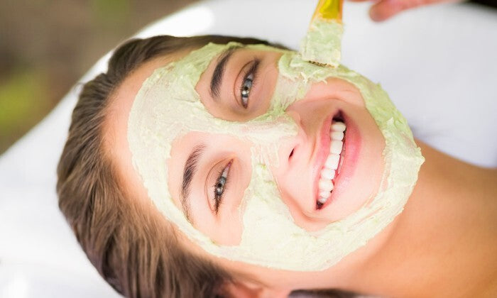 Algae Face Peel for 1 or 2 at Hands of Gold Spa – Hyperli