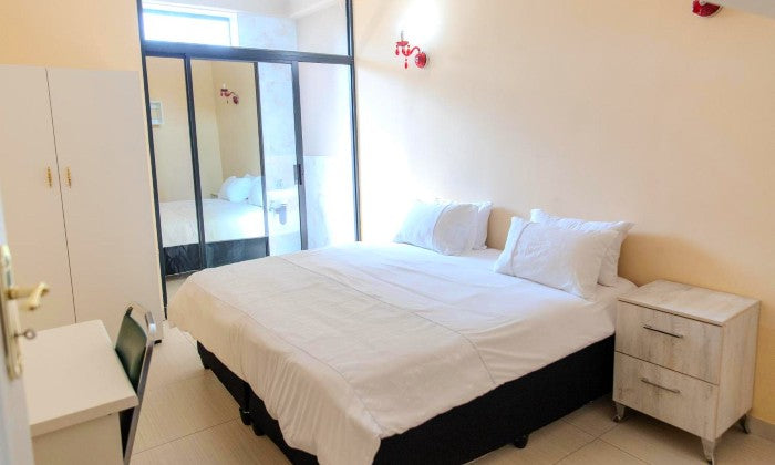 Gauteng: 1-Night Stay for 2 including Spa Treatment at Glenanda Hotel ...